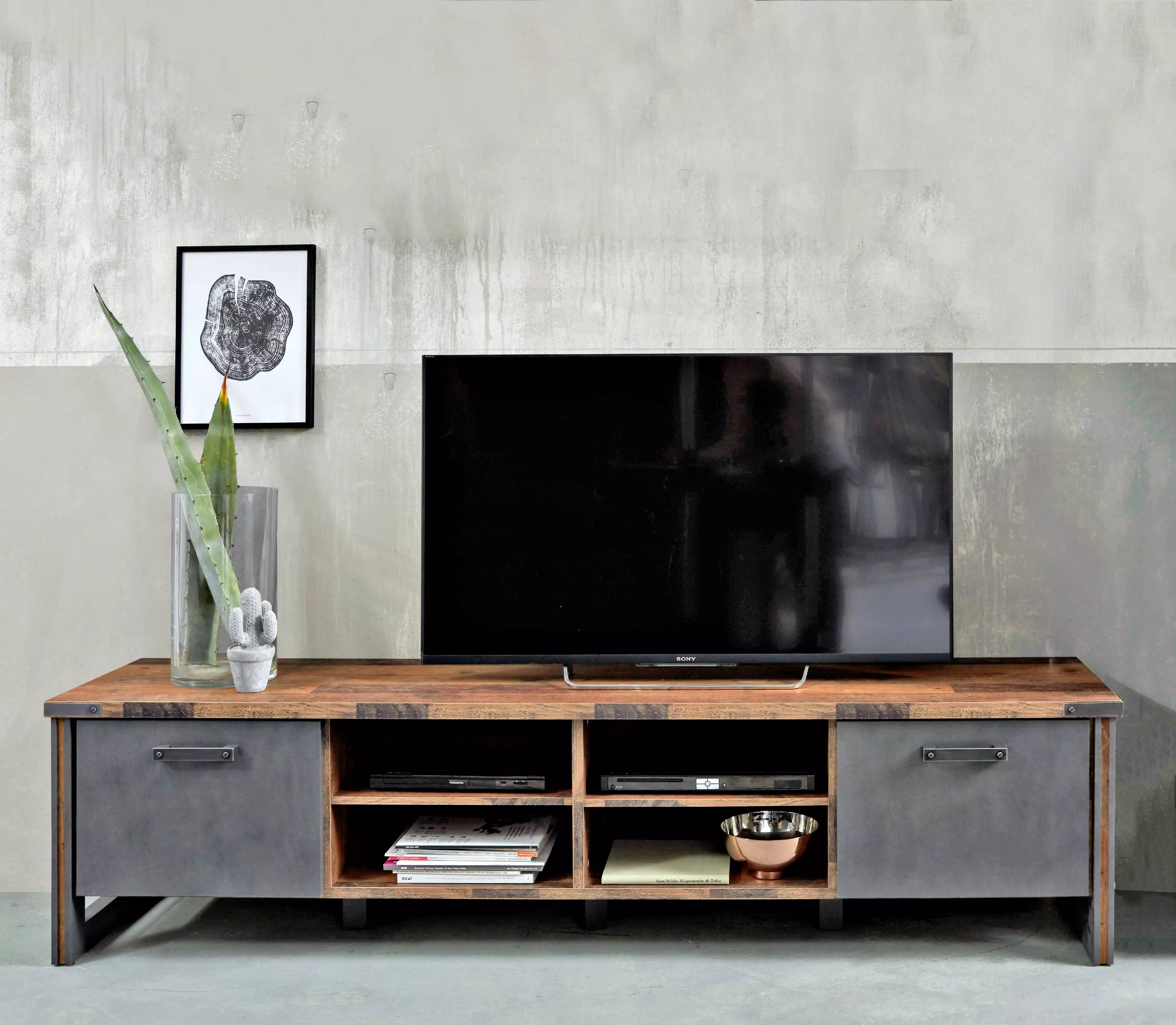 Moderne TV Lowboards für Ihr Wohnzimmer | SEGMÜLLER