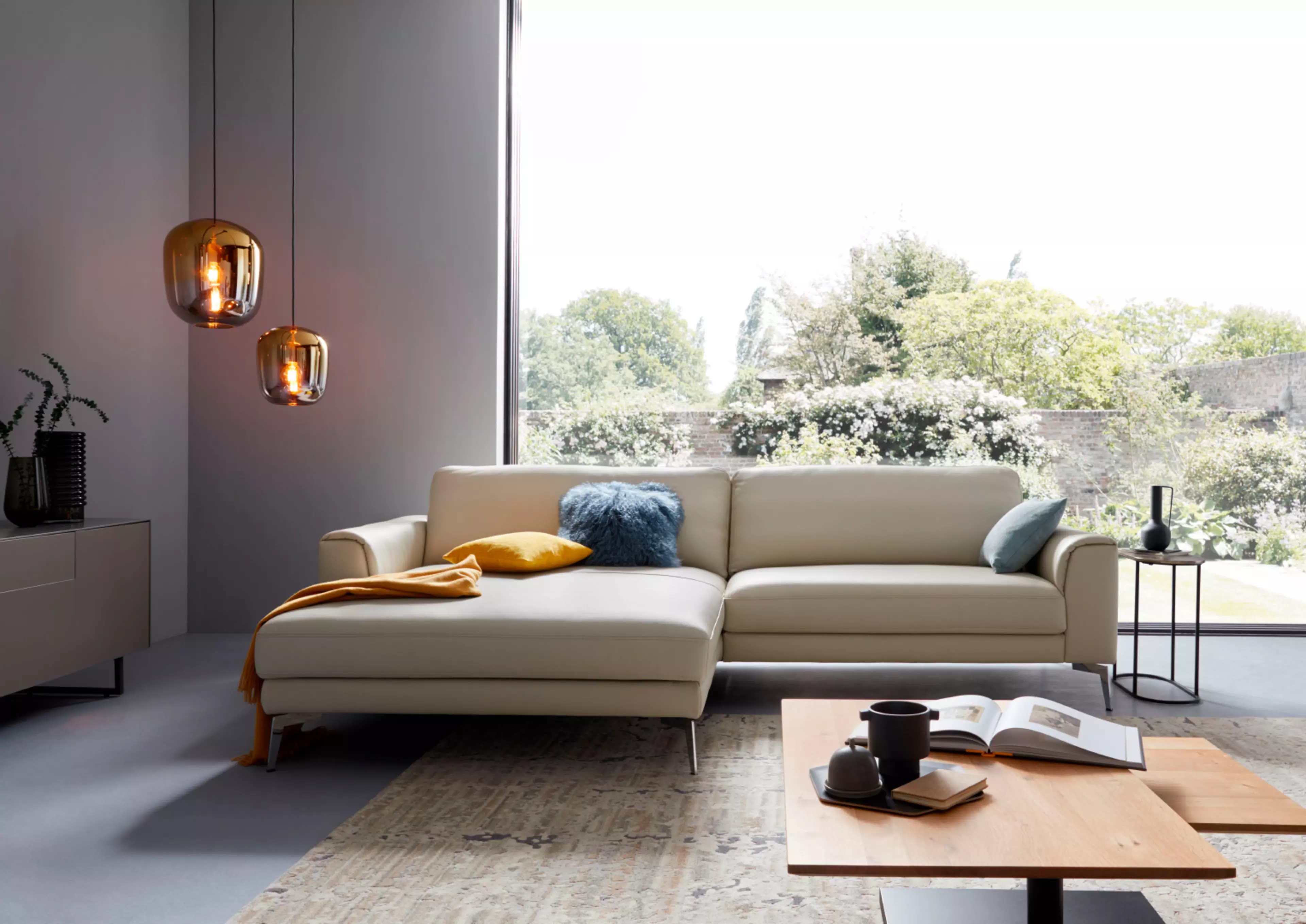 Ecksofas aus Leder für Ihr Wohnzimmer kaufen | SEGMÜLLER